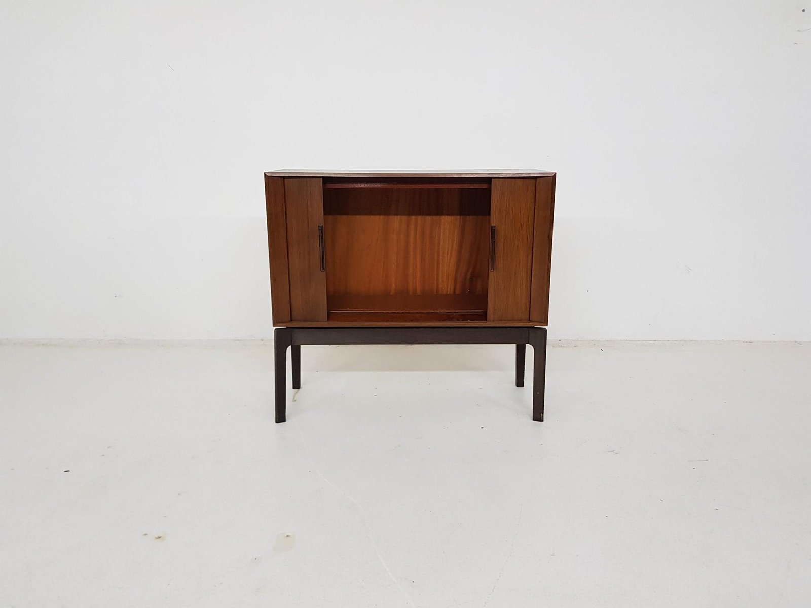 Mid-Century Audio Cabinet with Sliding Doors, 1960s for sale at Pamono