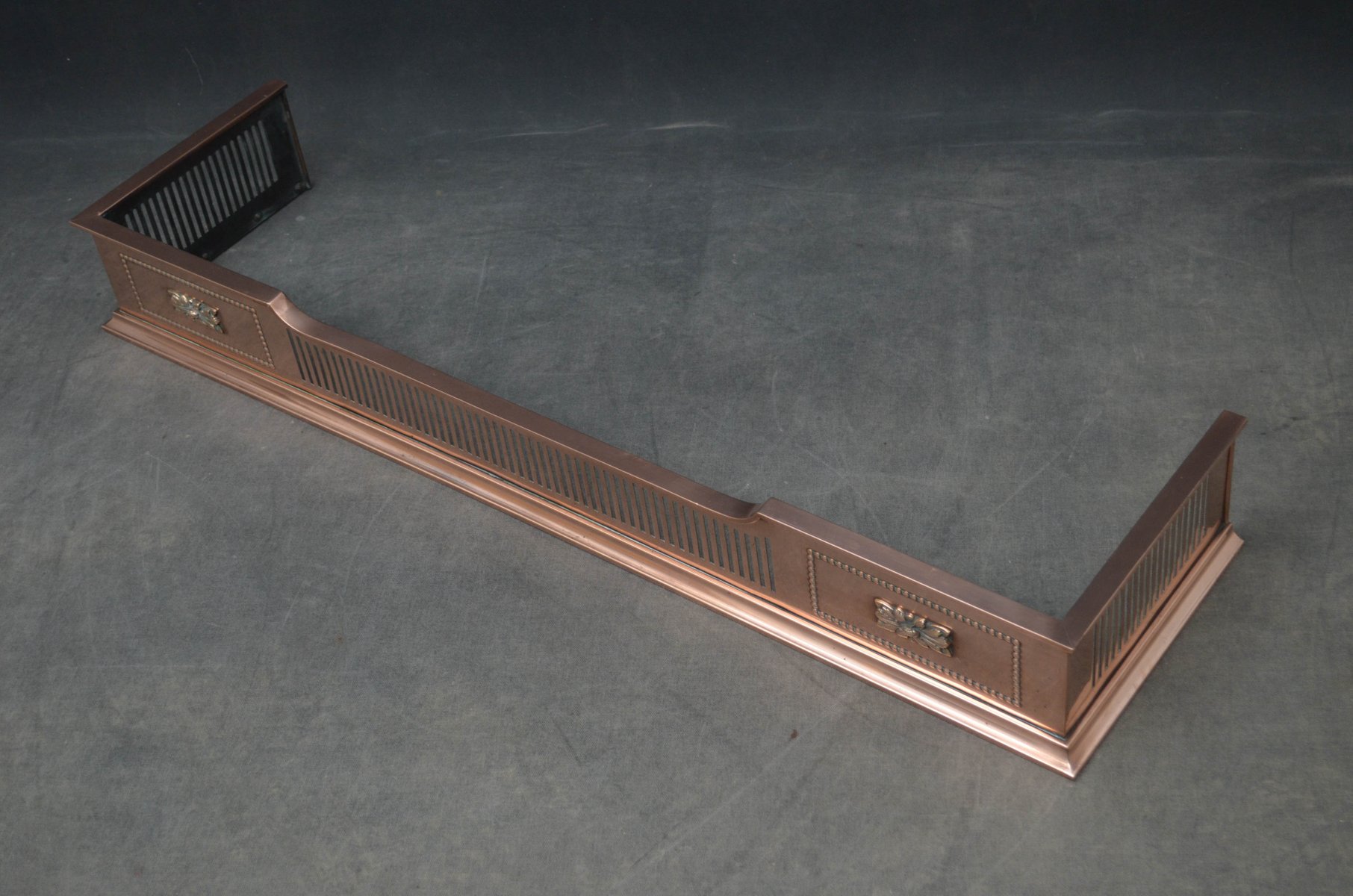 Antique Victorian Copper Fender for sale at Pamono
