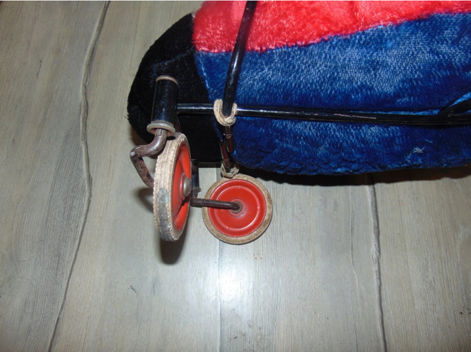 Ladybug Childrens Chair on Wheels from Steiff, 1960s for sale at Pamono