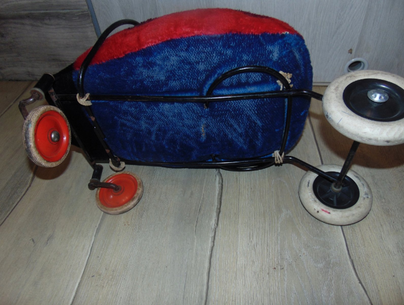 Ladybug Childrens Chair on Wheels from Steiff, 1960s for sale at Pamono