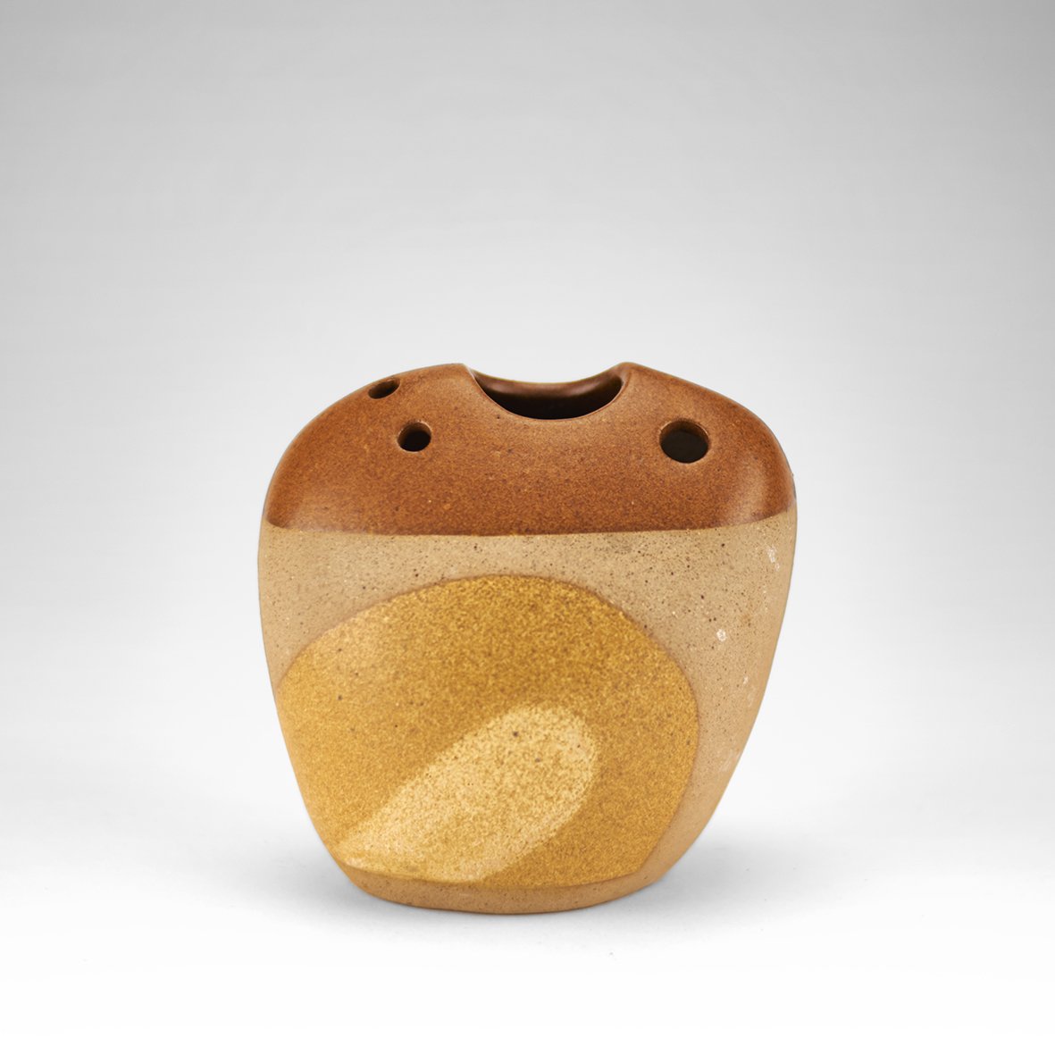 Pebble Vase by Peter Ellery for Tremaen, 1970s for sale at Pamono