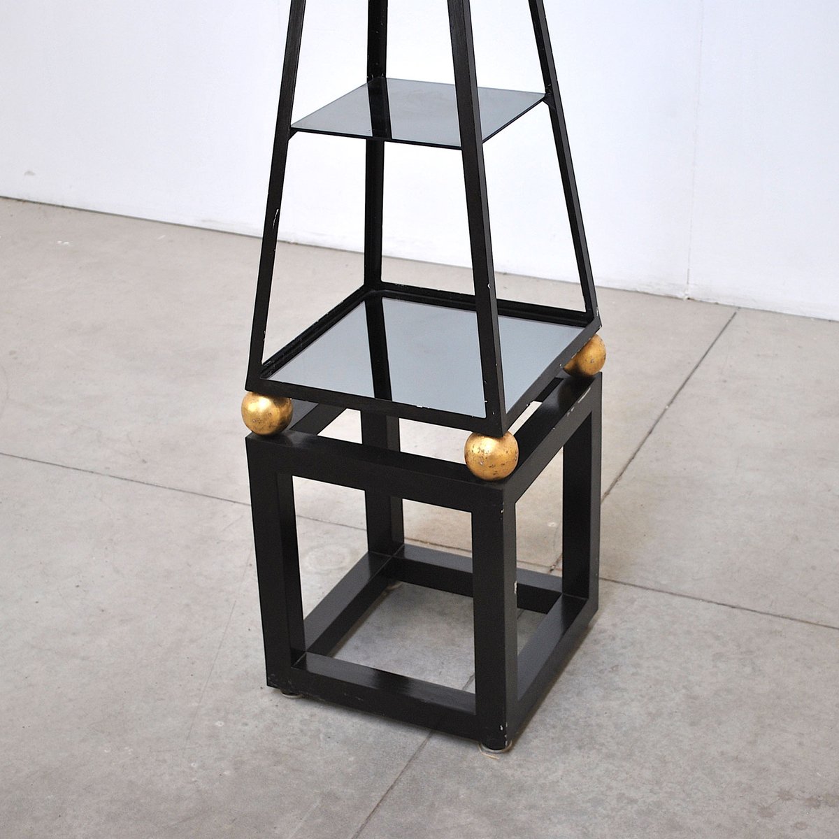 Pyramid-Shaped Lacquered Iron and Glass Shelf, 1960s for sale at Pamono