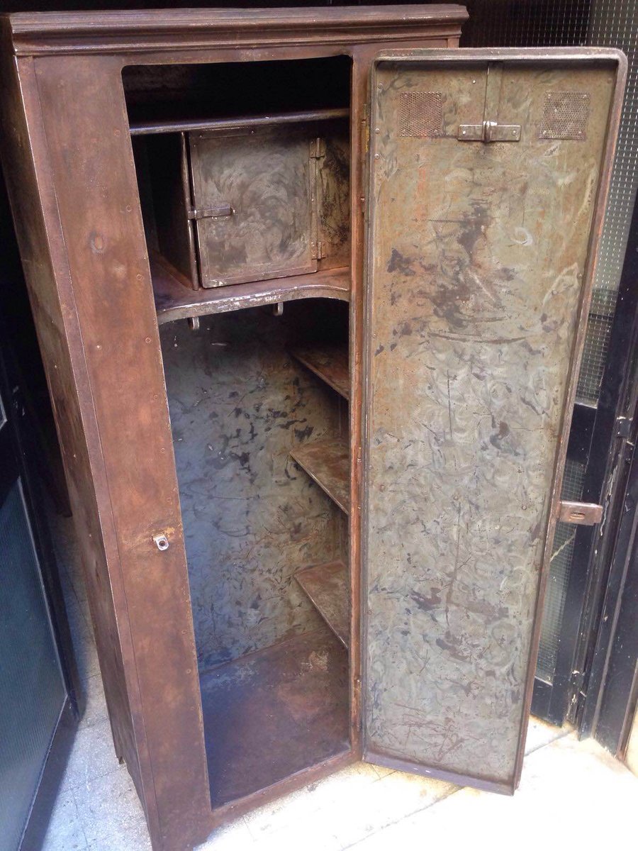 Vintage German Military Cabinet for sale at Pamono