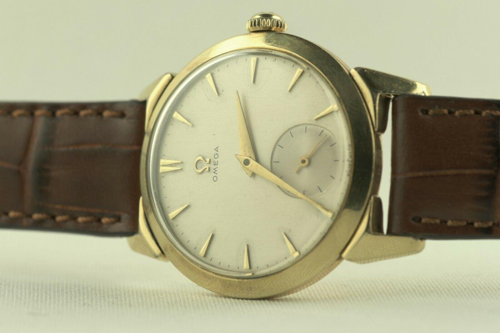 Plaque d'Or 80 Micron Watch from Omega, Switzerland, 1950s for sale at ...