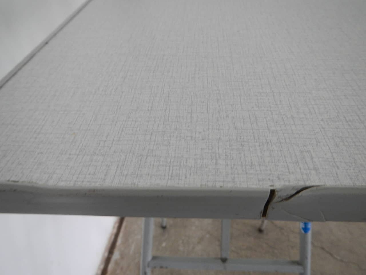 Présentoir Pliant en Formica de Negema Bussum, Italie, 1970s en vente ...