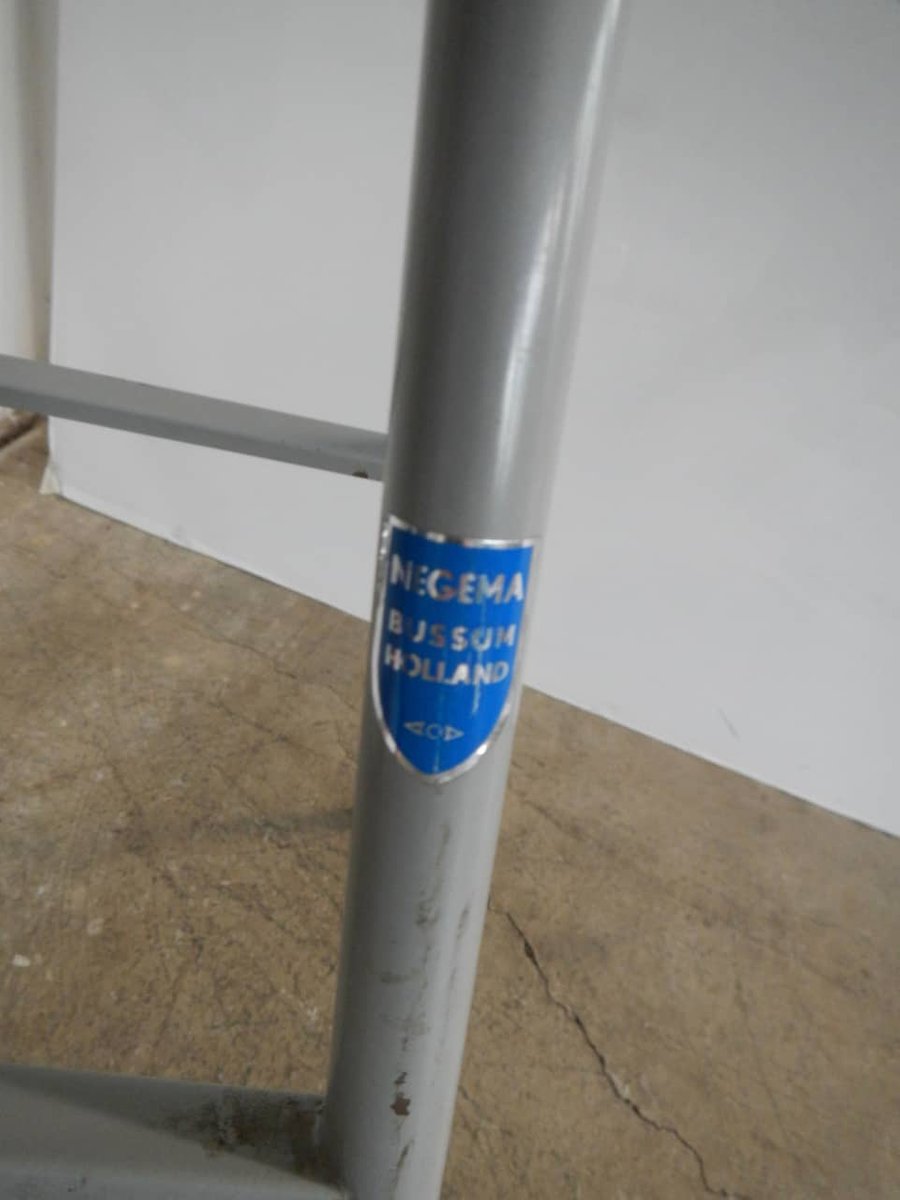 Italienischer Formica Klappständer von Negema Bussum, 1970er bei Pamono ...