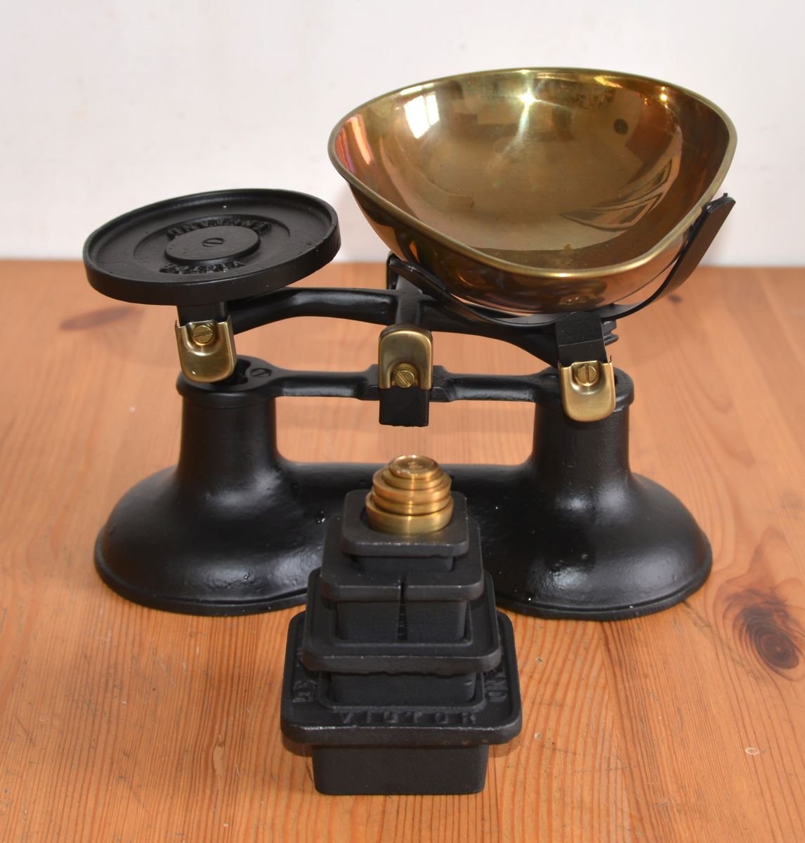 Antique Victor Scale by Robert Welch for sale at Pamono
