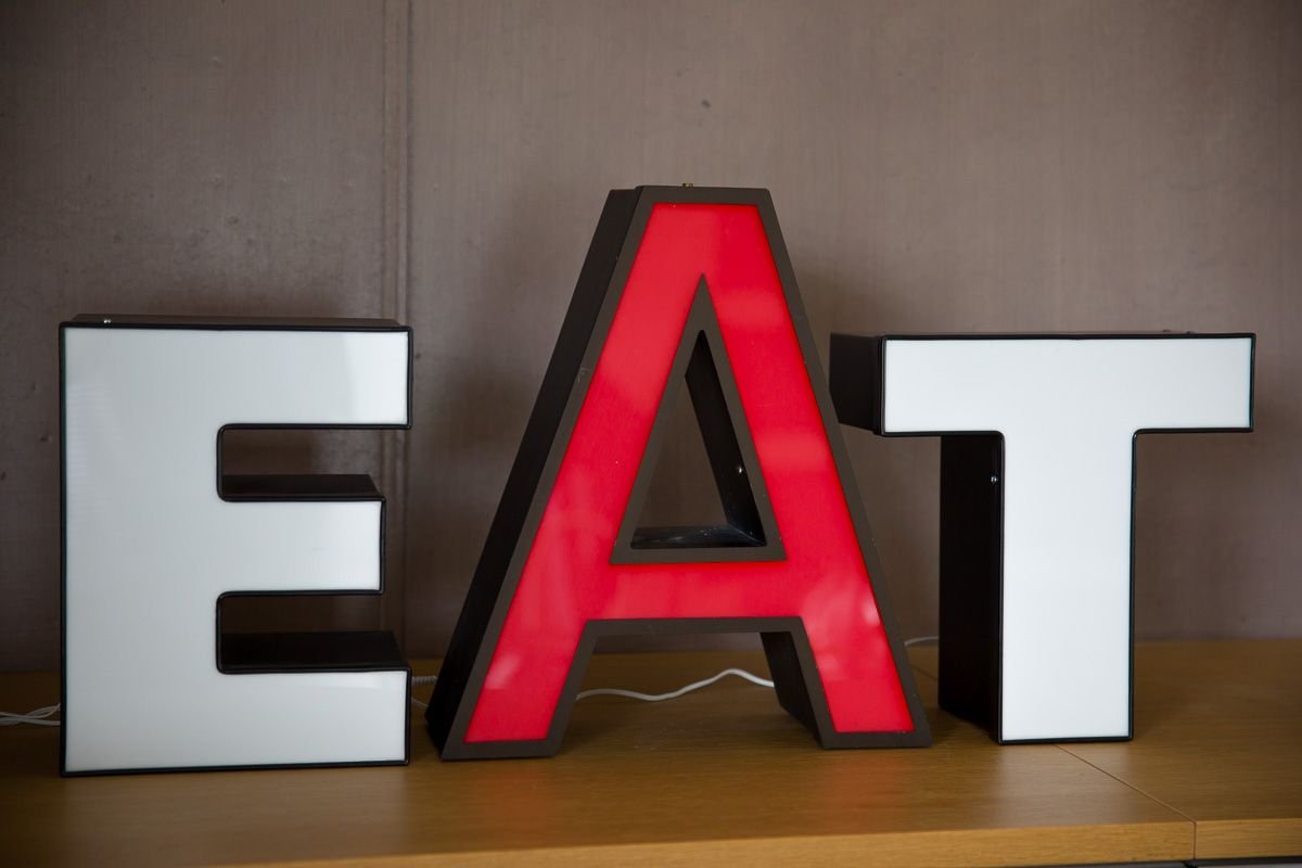 Mid-Century Illuminated Letter Signs, 1970s, Set of 3 for sale at Pamono