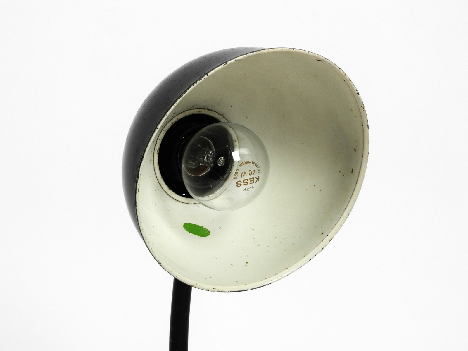 Lampada da tavolo Bauhaus modello 6551 in metallo nero di Christian Dell per Kaiser Idell ...