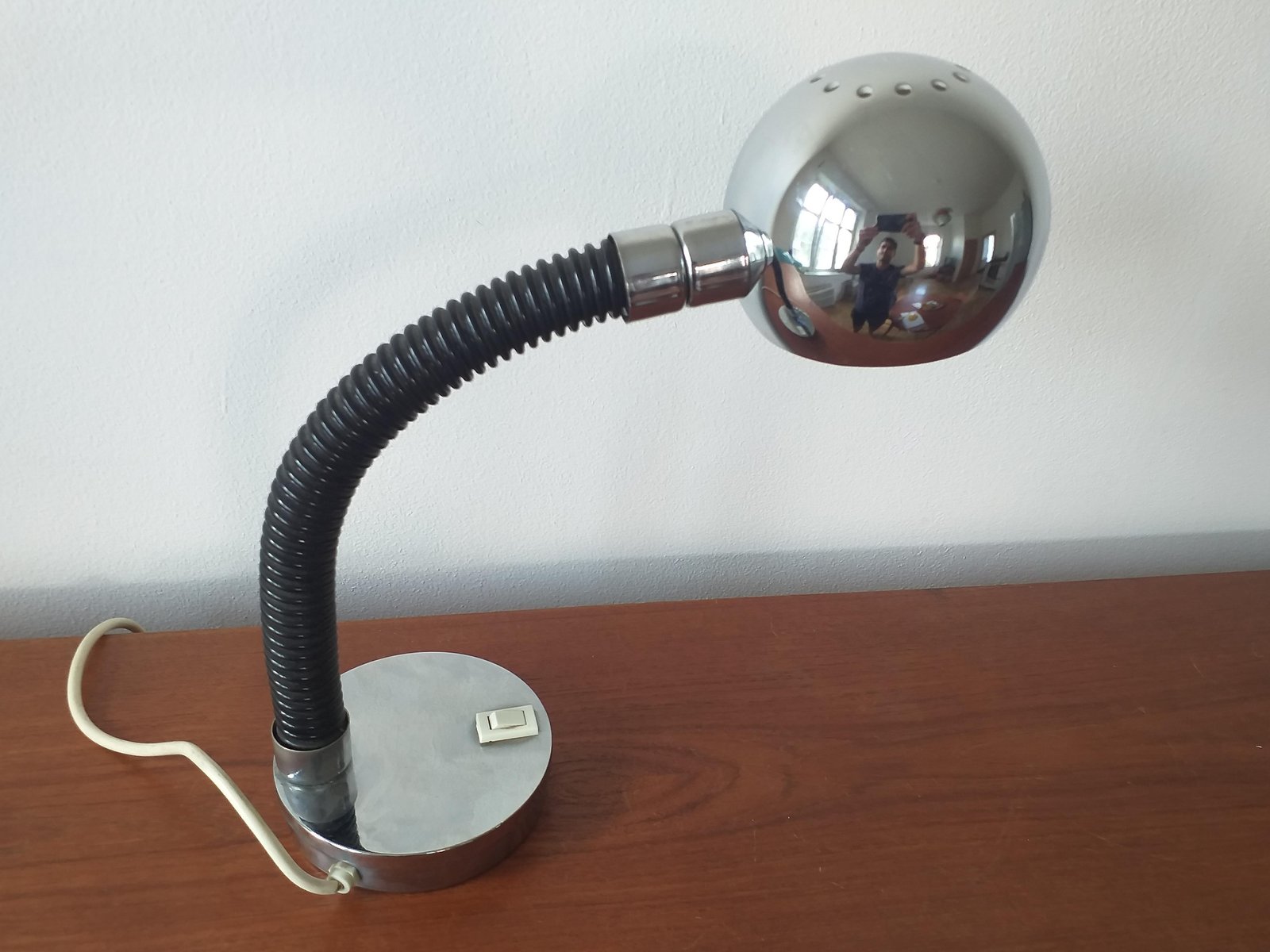 Mid-Century Elbow Table Lamp from Targetti, Italy, 1970s for sale at Pamono