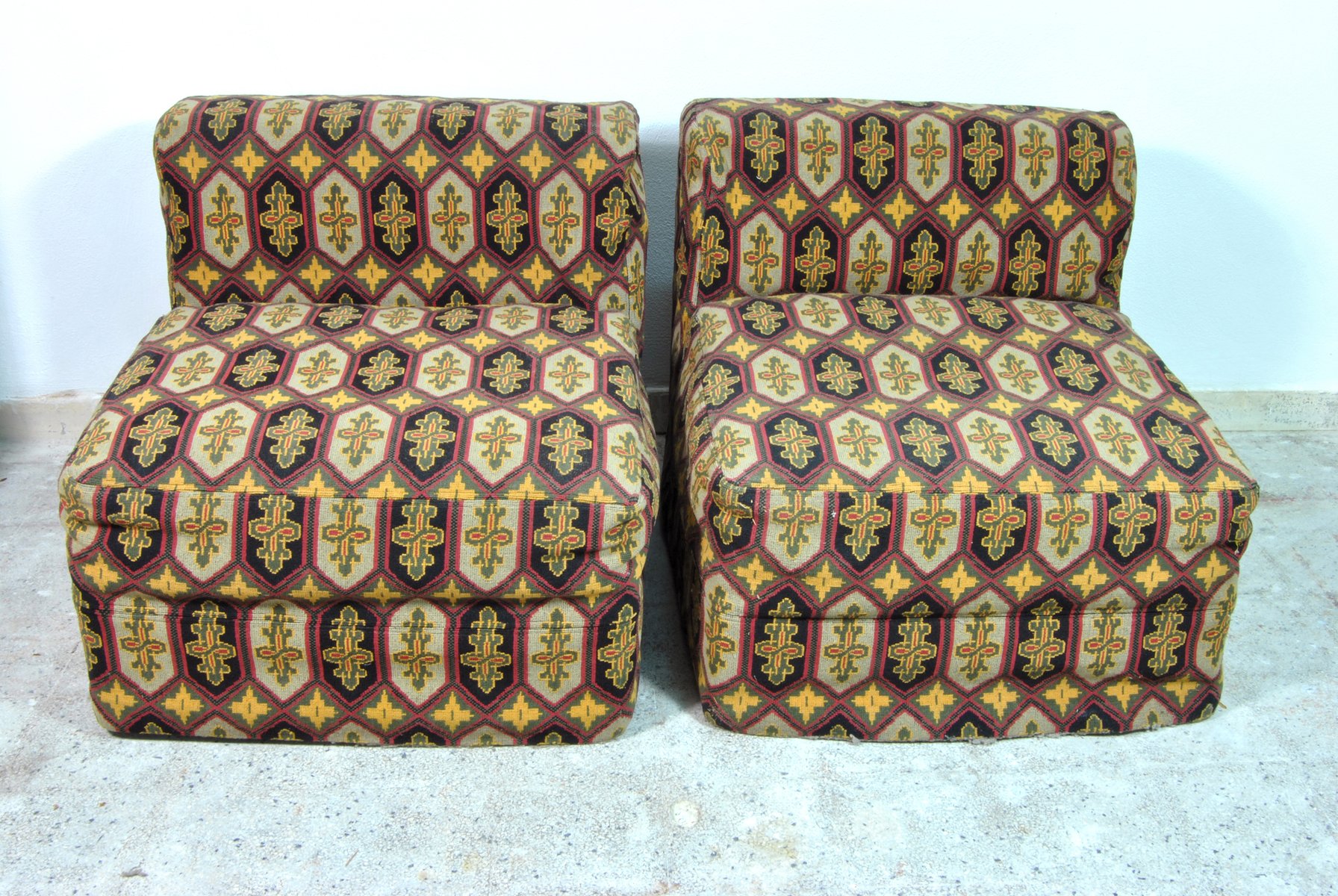 Italian Etro Fabric Lounge Chairs, 1970s, Set of 2 for sale at Pamono
