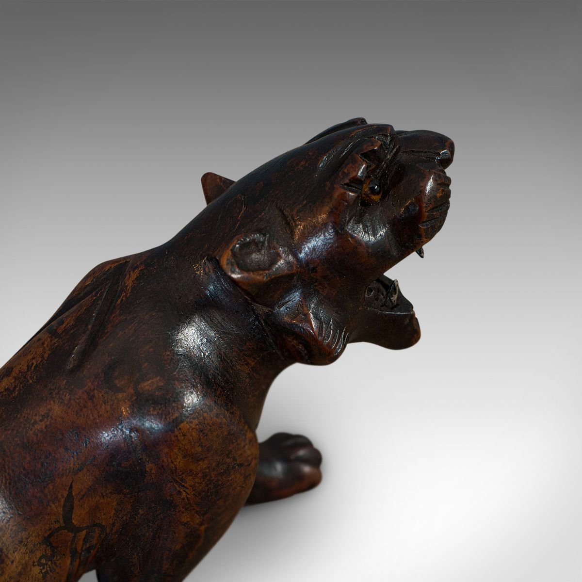 Antique Teak Carved Tiger for sale at Pamono