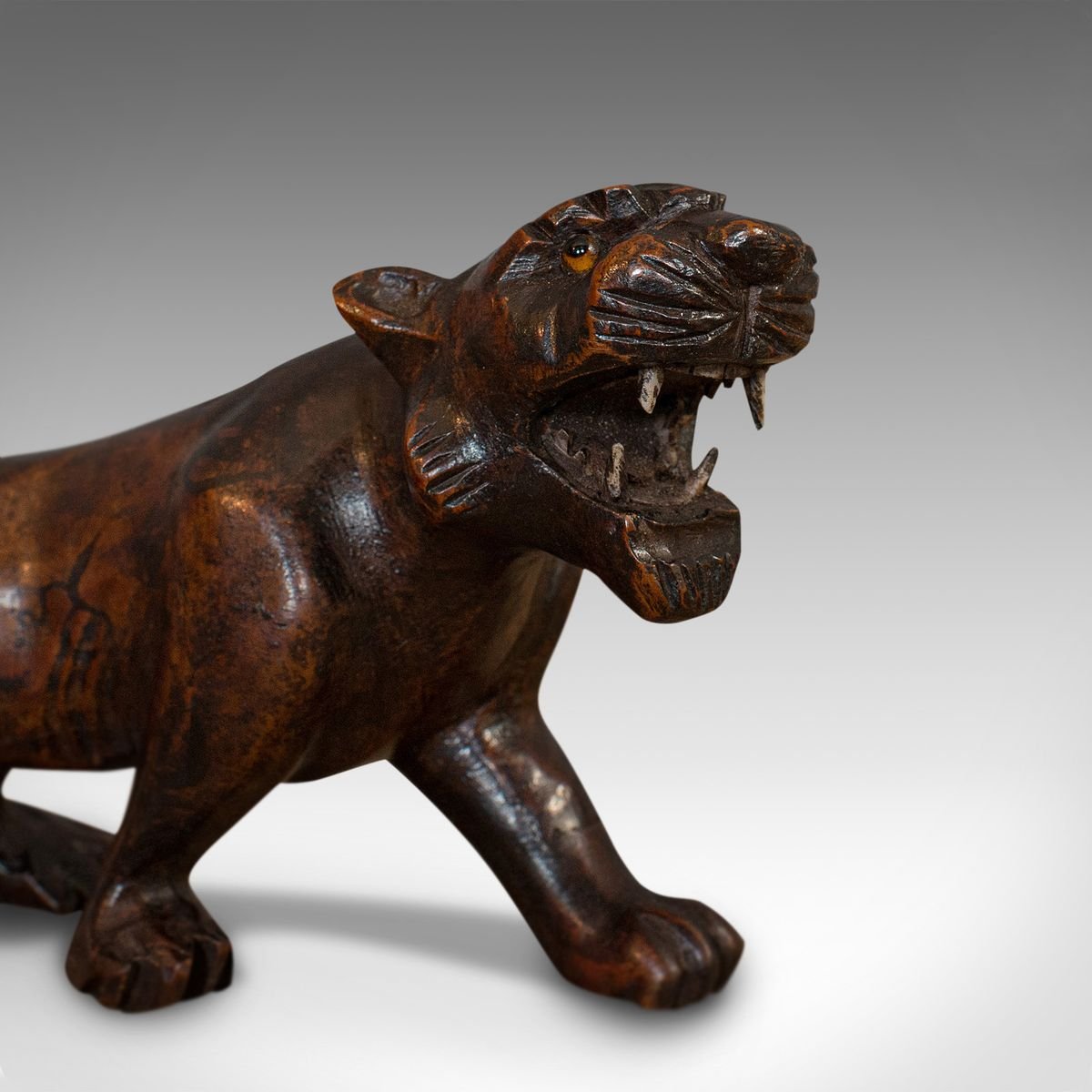 Antique Teak Carved Tiger for sale at Pamono