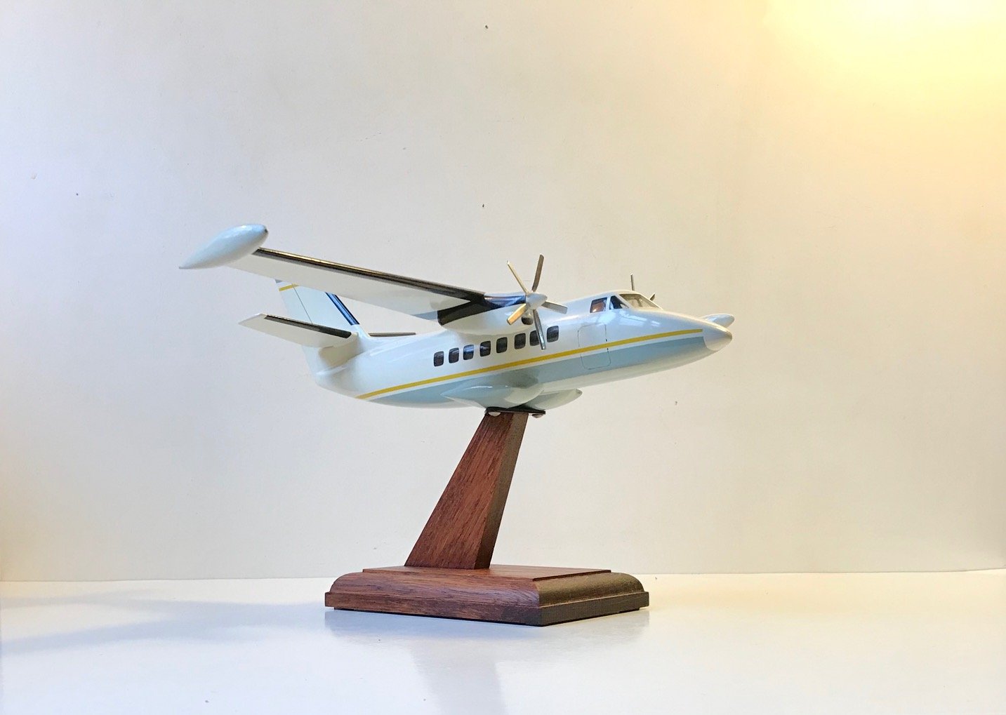 Vintage Desk Model Airplane, 1970s for sale at Pamono
