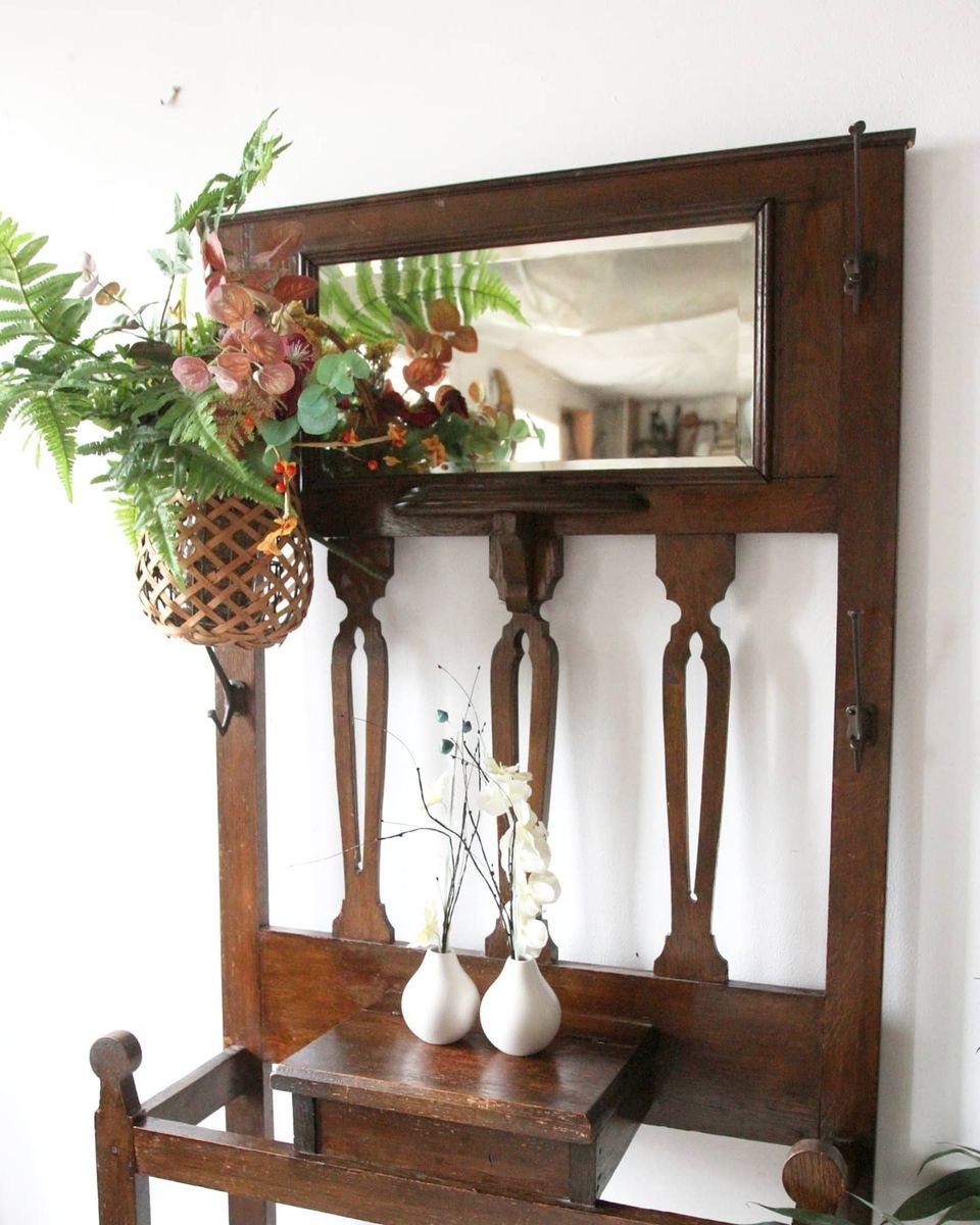 Antique English Hallway Stand for sale at Pamono