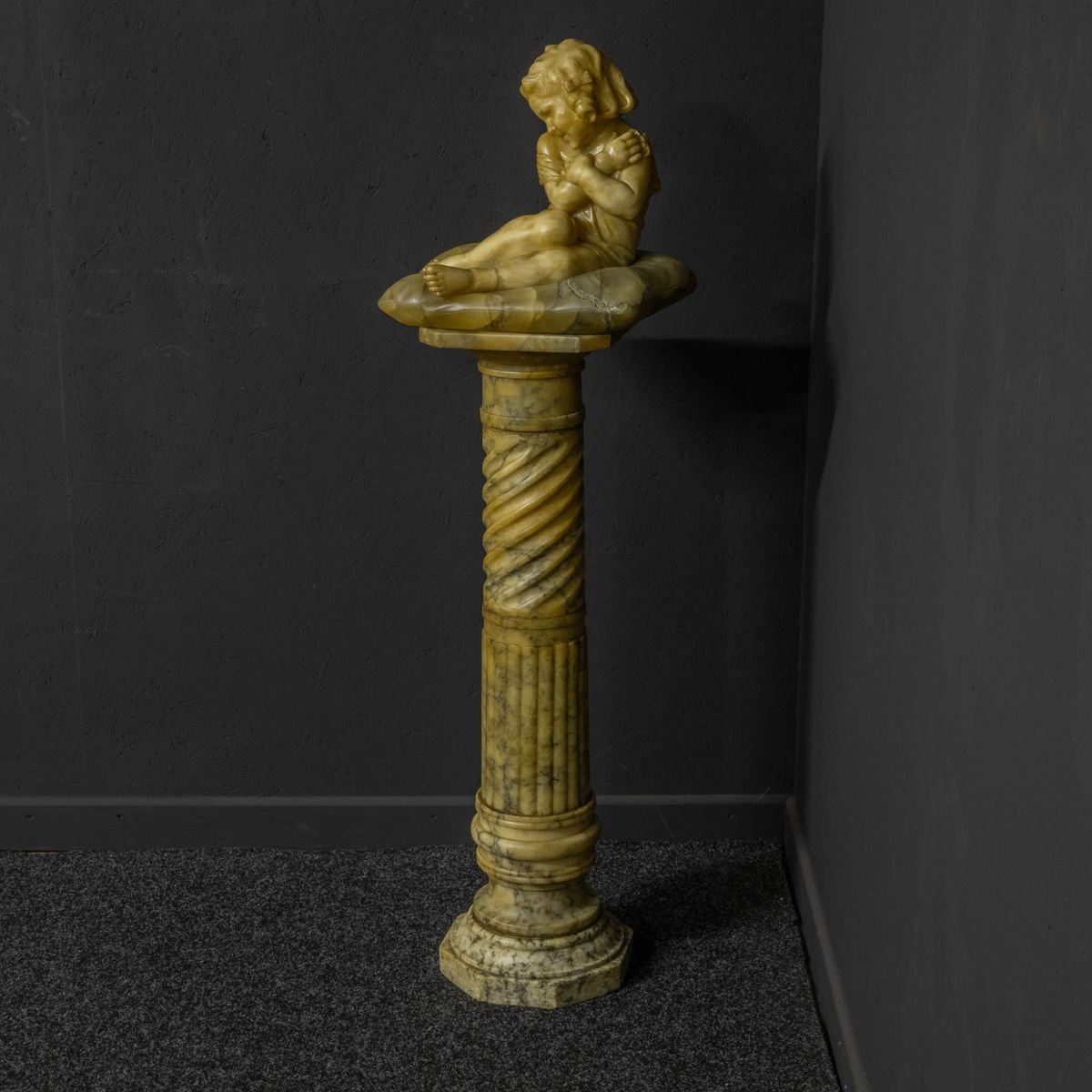 Victorian Marble Figure for sale at Pamono