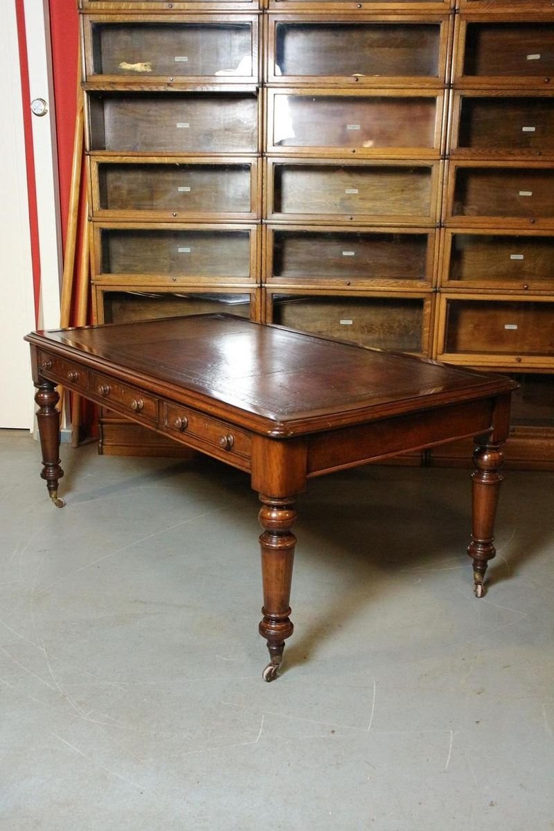 Antique Mahogany Library Table bei Pamono kaufen