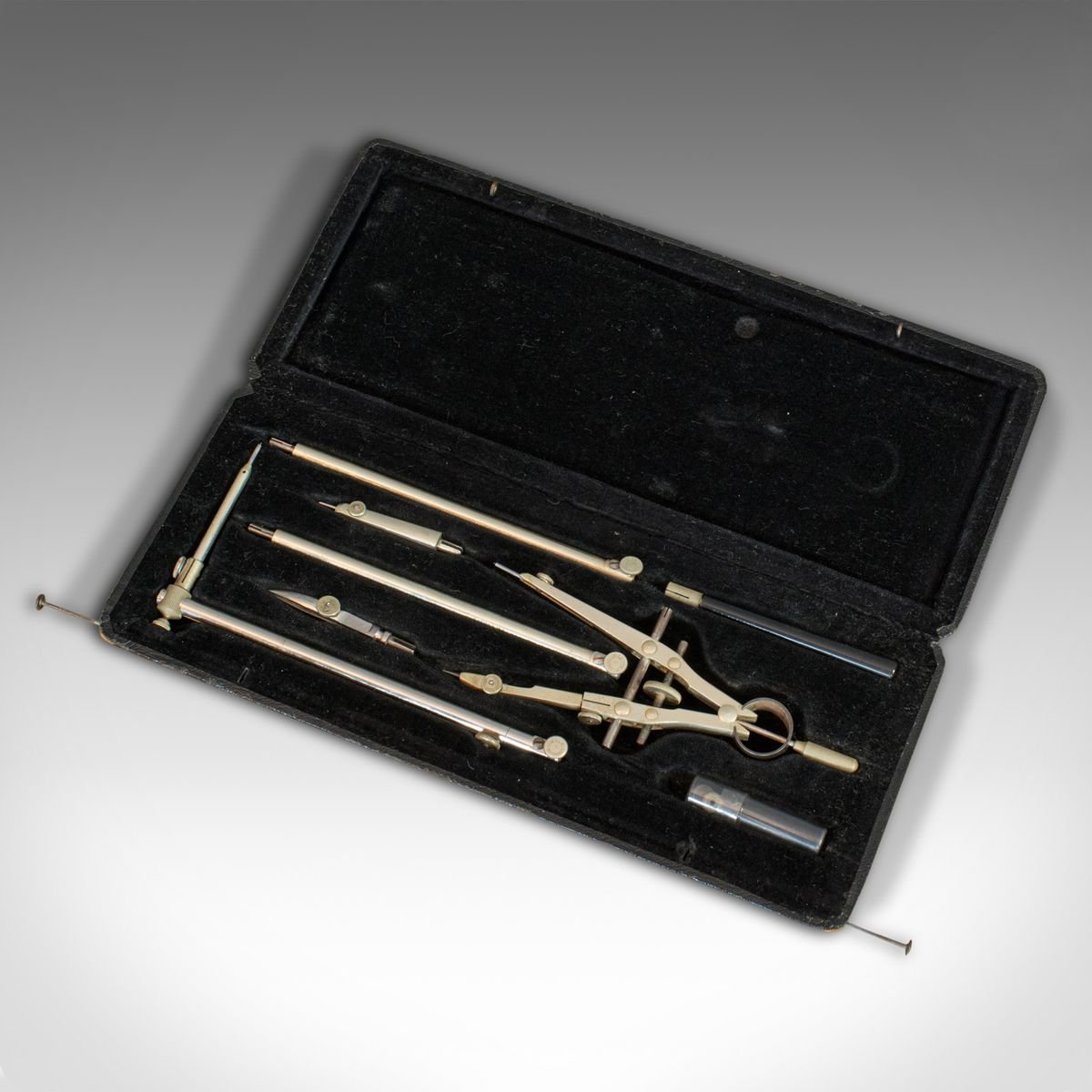 Vintage German Drawing Set for sale at Pamono