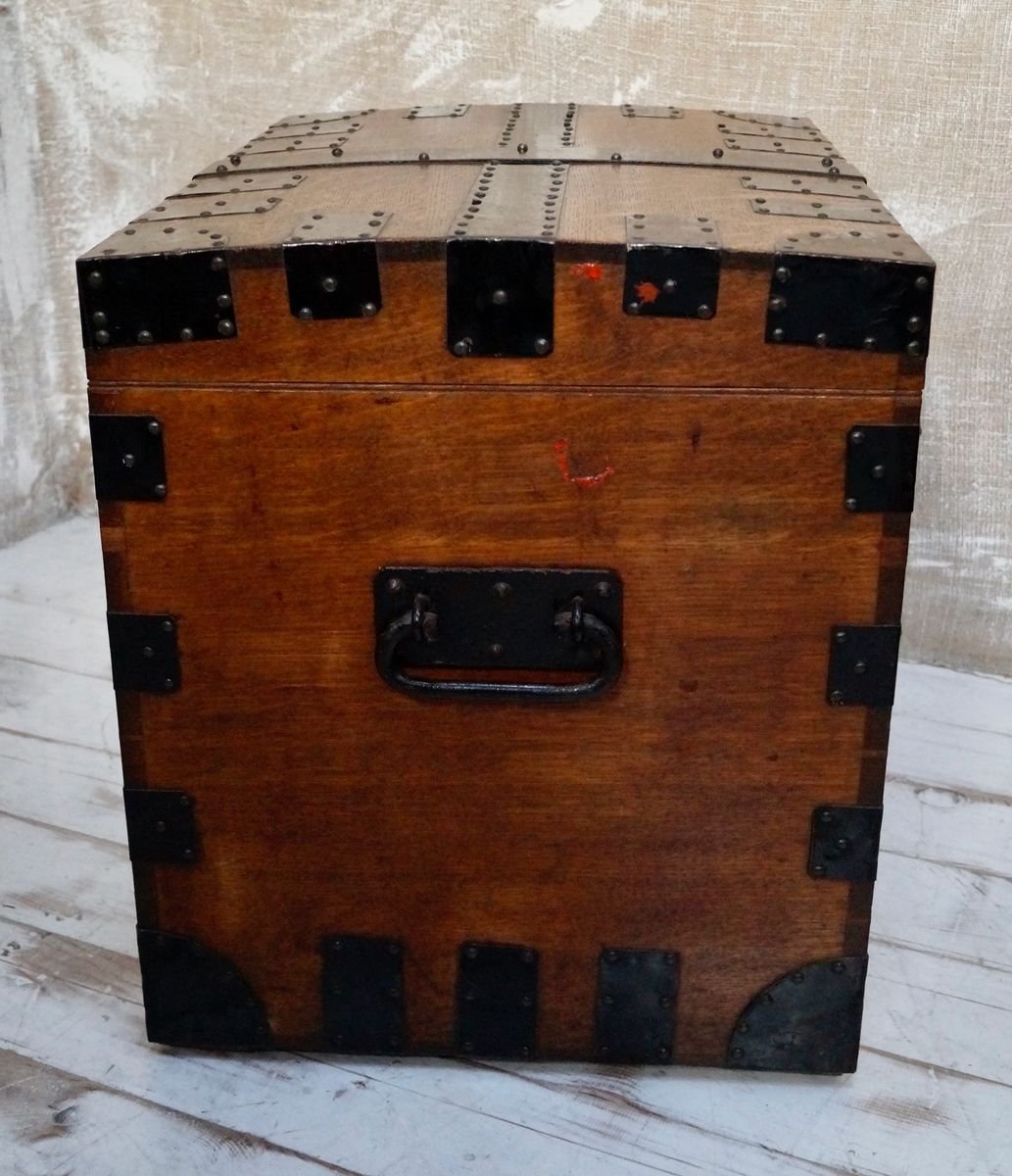 Victorian Silver Chest for sale at Pamono