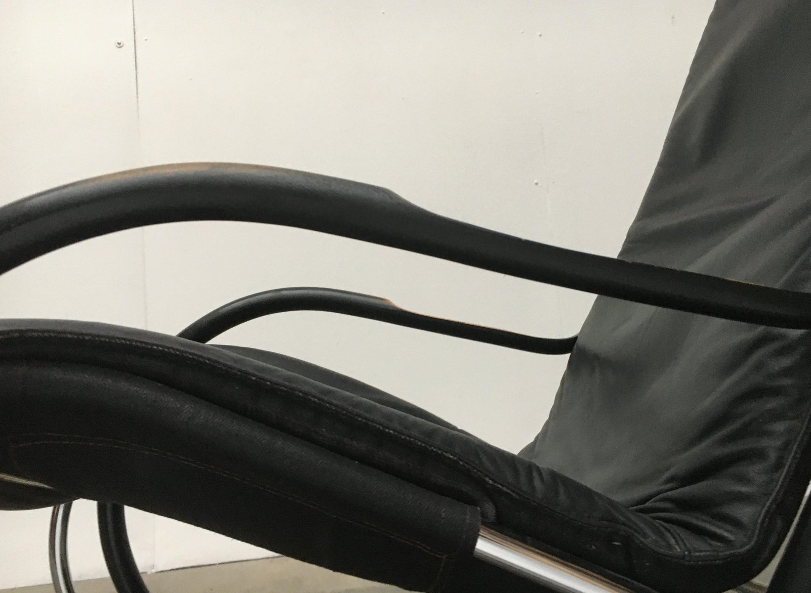 Vintage Swiss Nonna Rocking Chair by Paul Tuttle for Strässle for sale ...