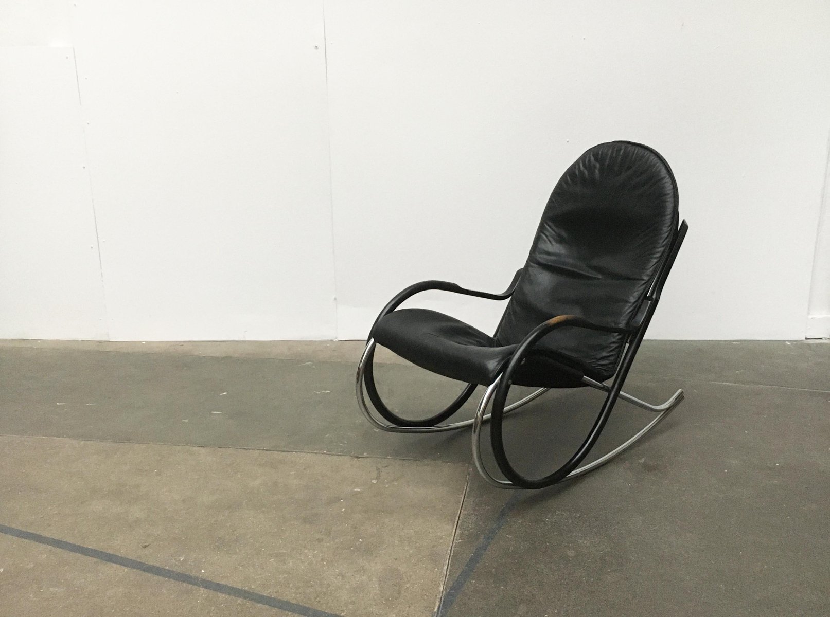 Vintage Swiss Nonna Rocking Chair by Paul Tuttle for Strässle for sale ...