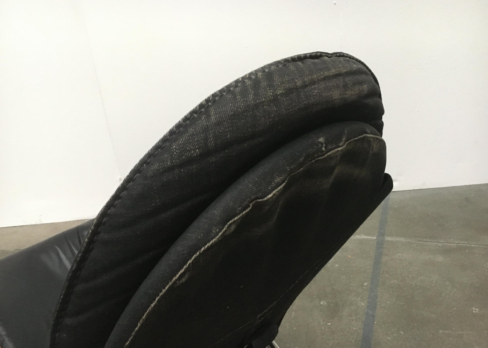 Vintage Swiss Nonna Rocking Chair by Paul Tuttle for Strässle for sale ...