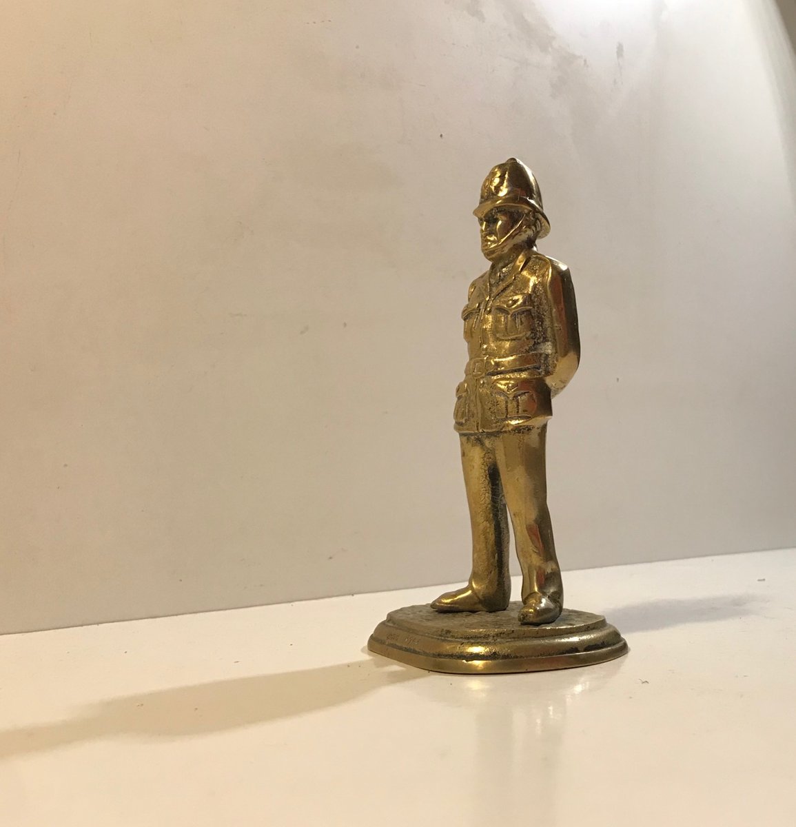 Bronze Sculpture of British Police Officer, 2nd, 1946 for sale at Pamono