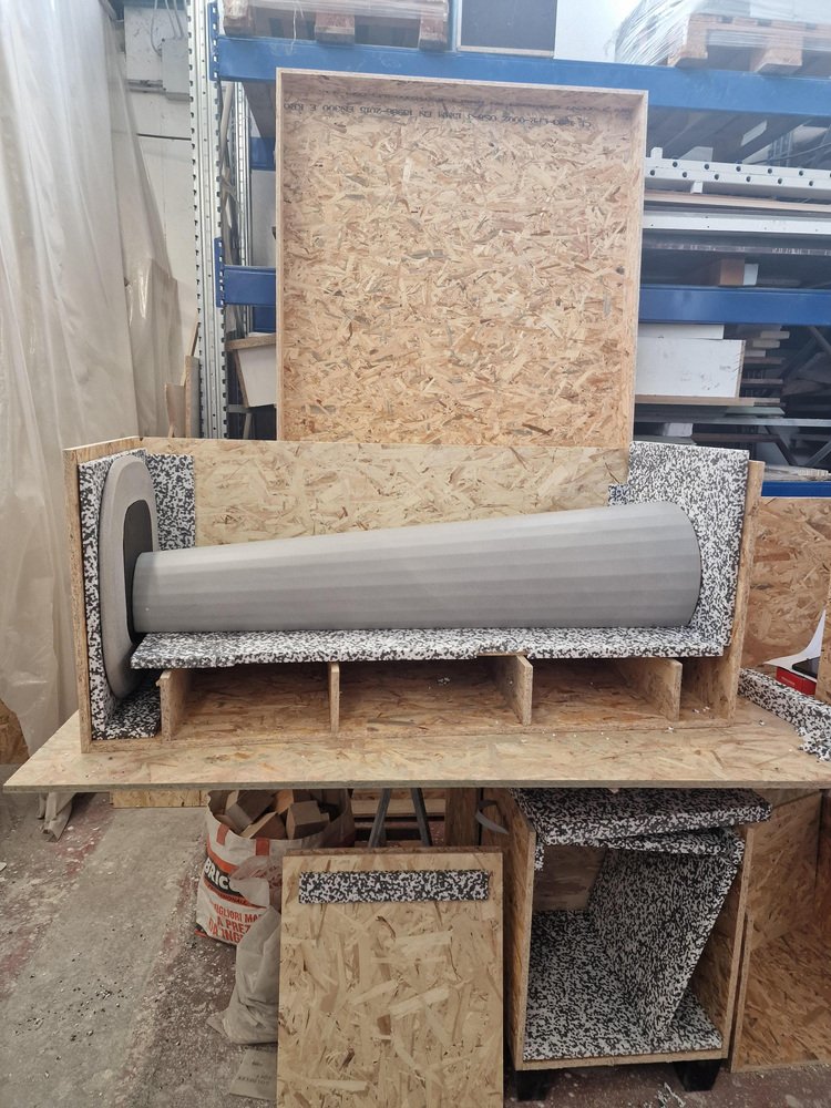 Handgefertigter italienischer Fusto Domestic Sockel aus Silber von ...