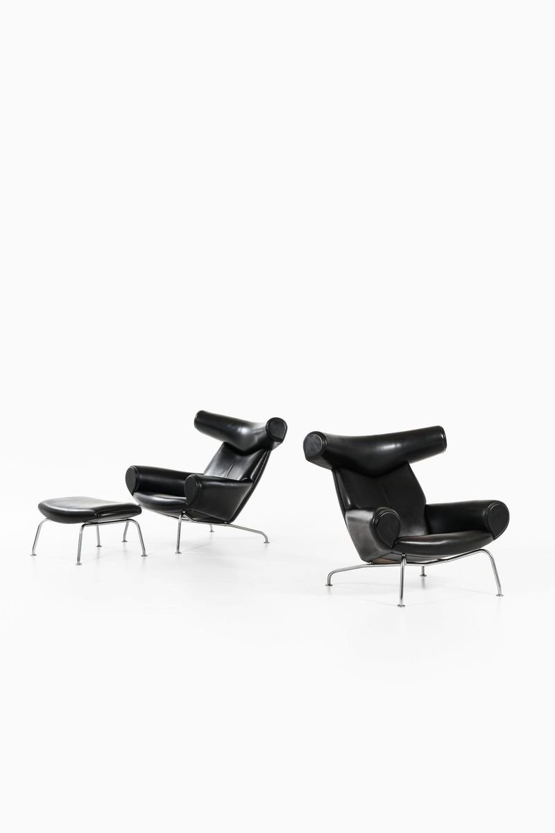 Set of Model Ej-100 Easy Chair and Stool by Hans Wegner for Erik ...