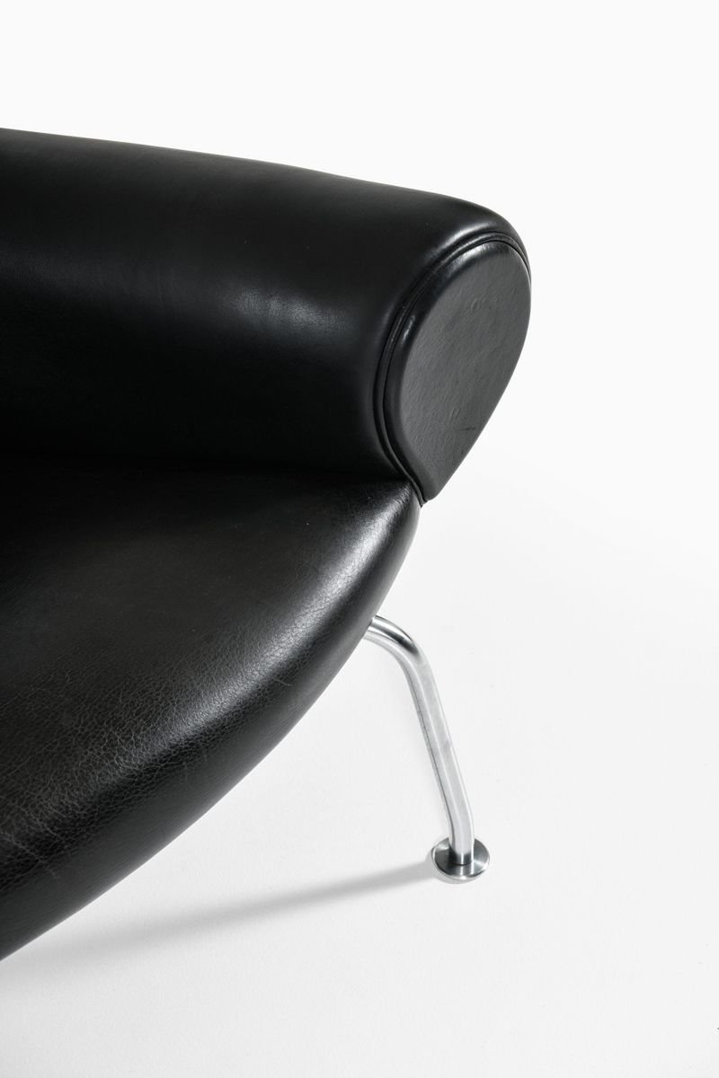 Set of Model Ej-100 Easy Chair and Stool by Hans Wegner for Erik ...