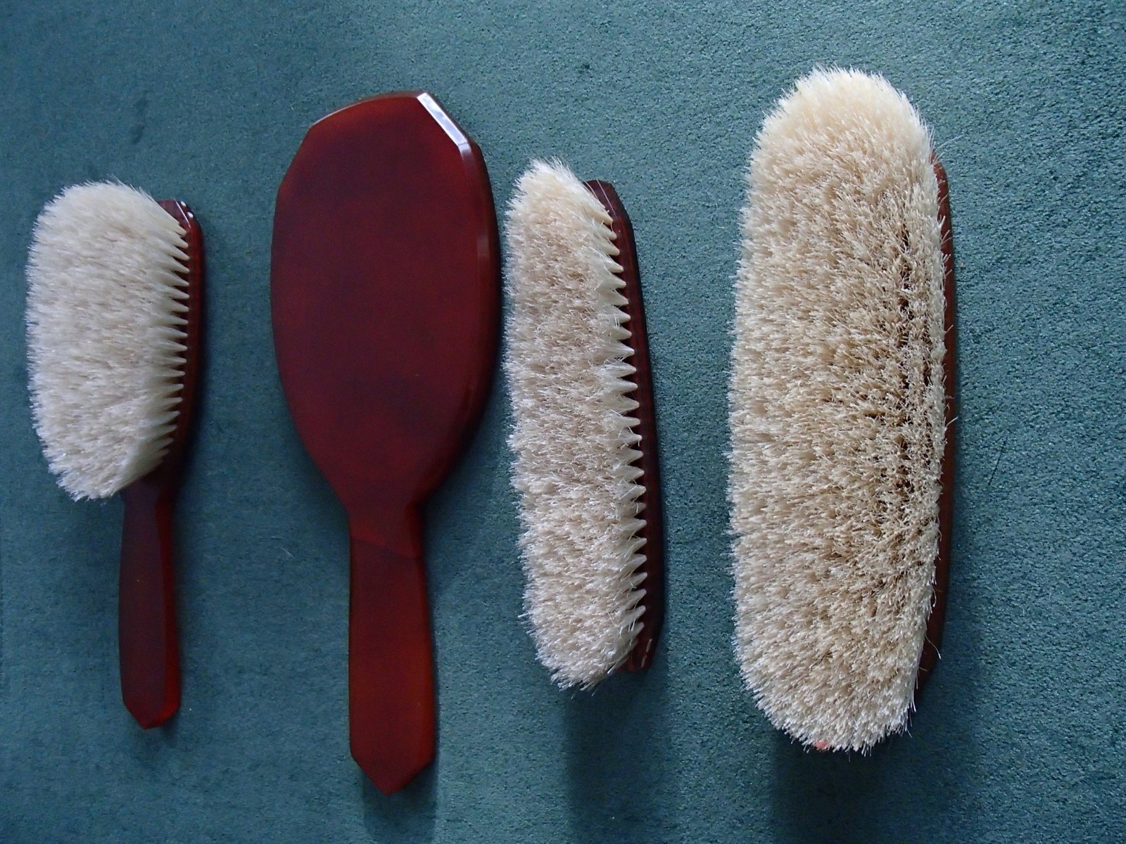Bakelite Barber Set with Mirror, Hairbrush and Two Clothes Brushes ...