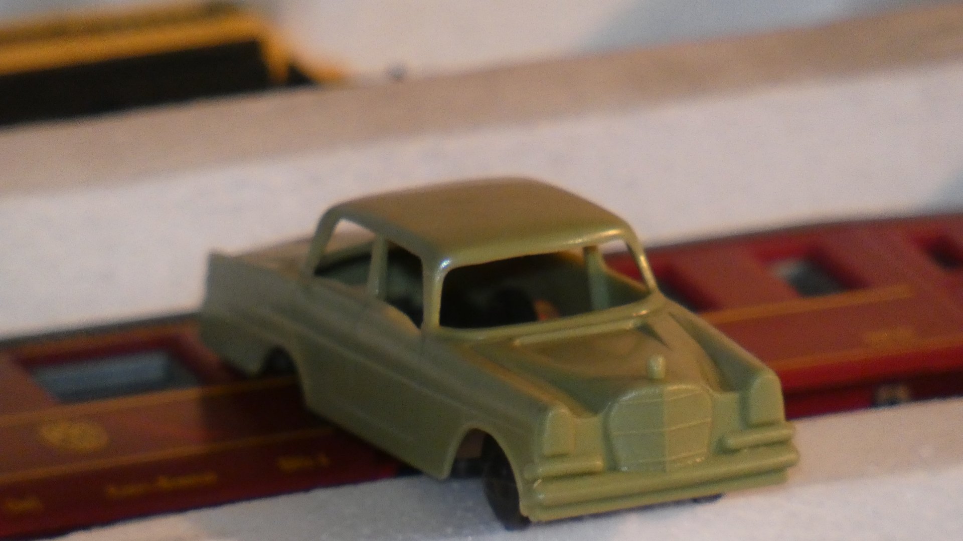 Diesel Locomotive SNCF 040.DE.532 SNCF with Transport Cars Mercedes ...