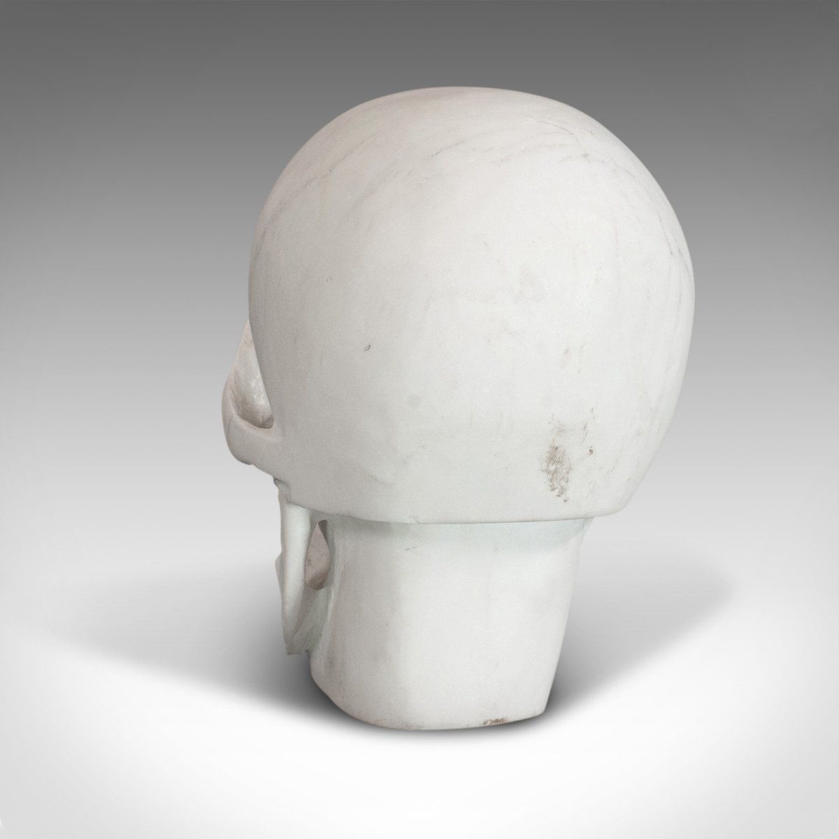 Vintage English White Marble Skull Paperweight, 1980s for sale at Pamono