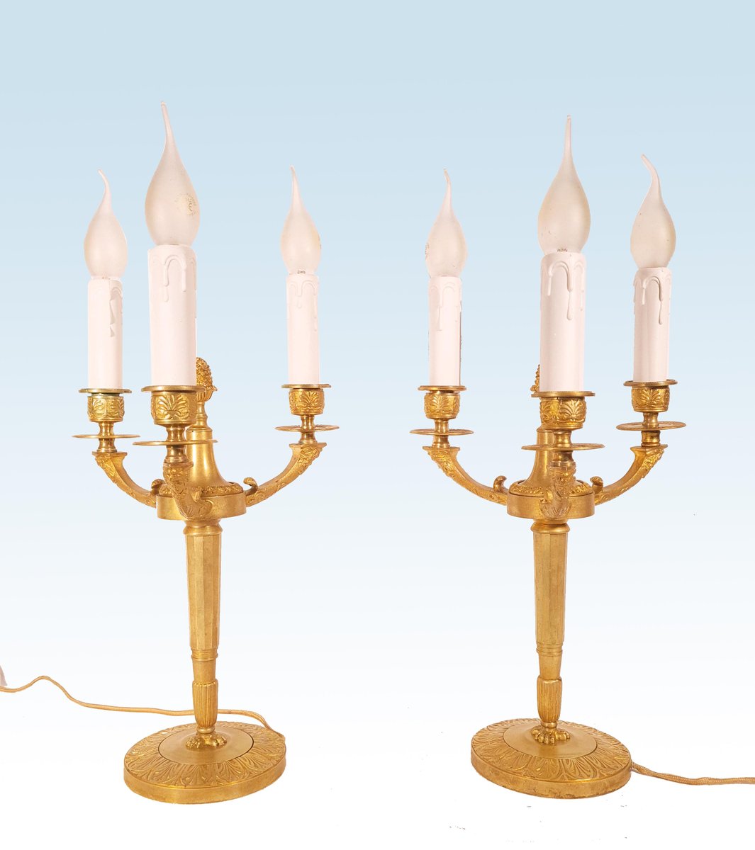 Französische vergoldete Bronze Kandelaber Tischlampen von Maison Boler ...