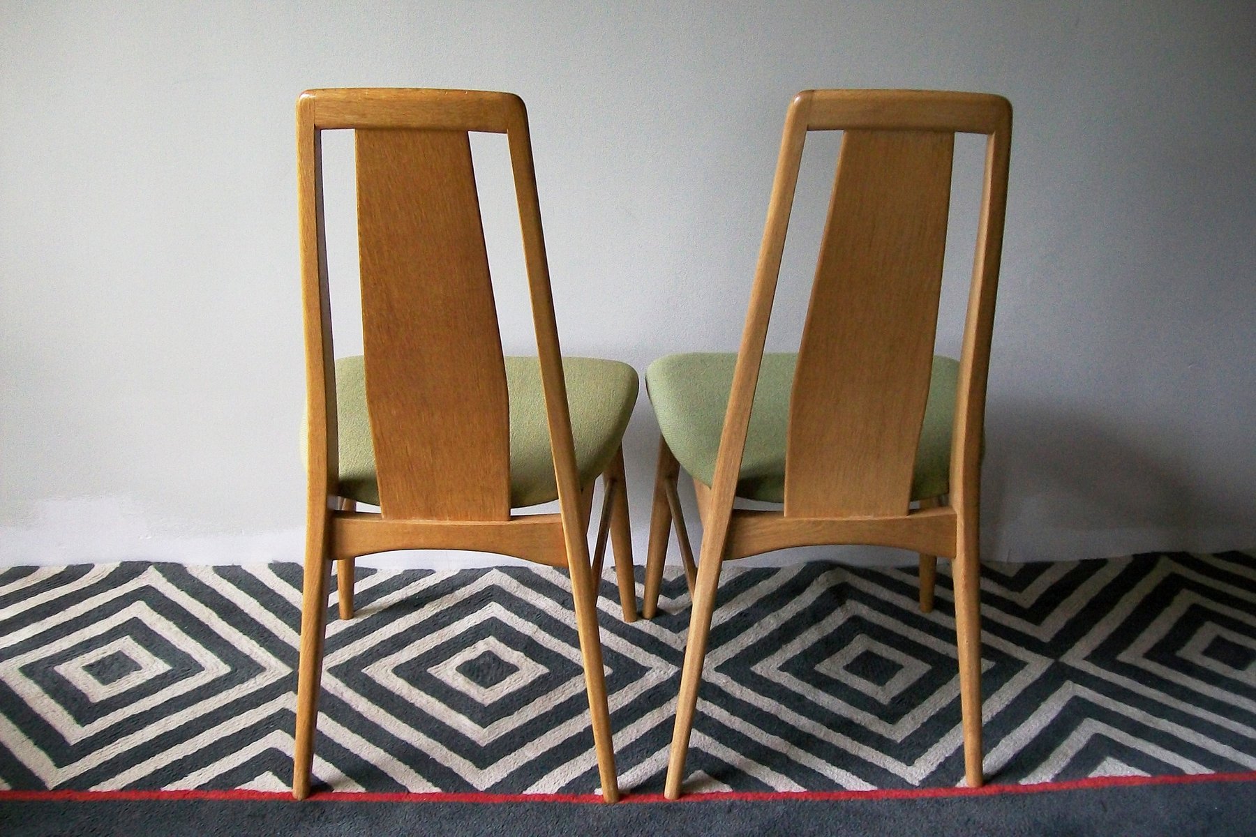Vintage Oak Eva Side Chairs by Niels Koefoed, Set of 2 for sale at Pamono