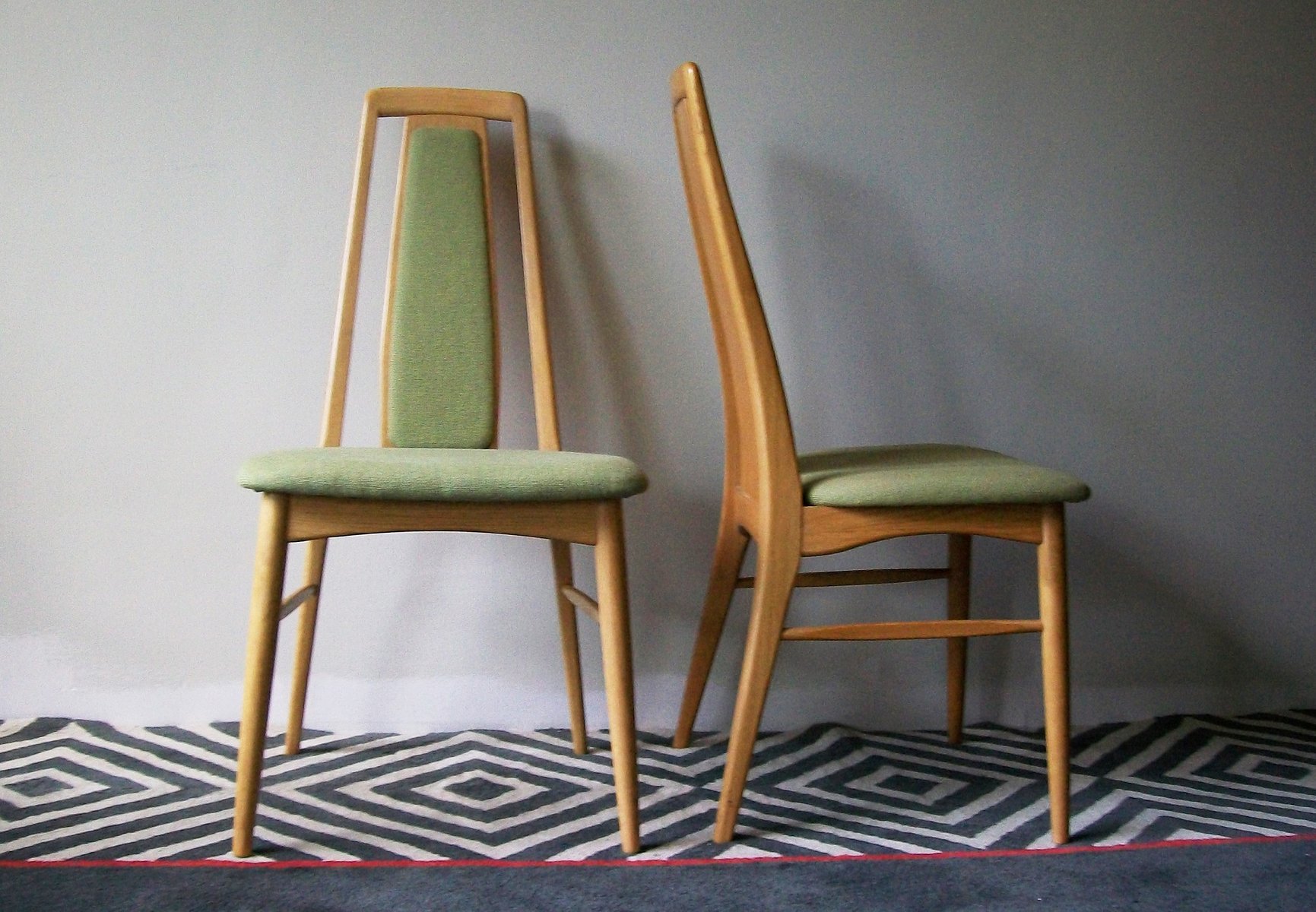 Vintage Oak Eva Side Chairs by Niels Koefoed, Set of 2 for sale at Pamono