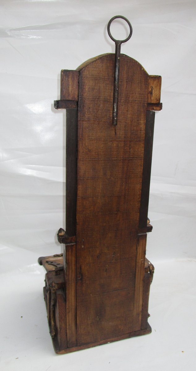 Church Alms Box for sale at Pamono