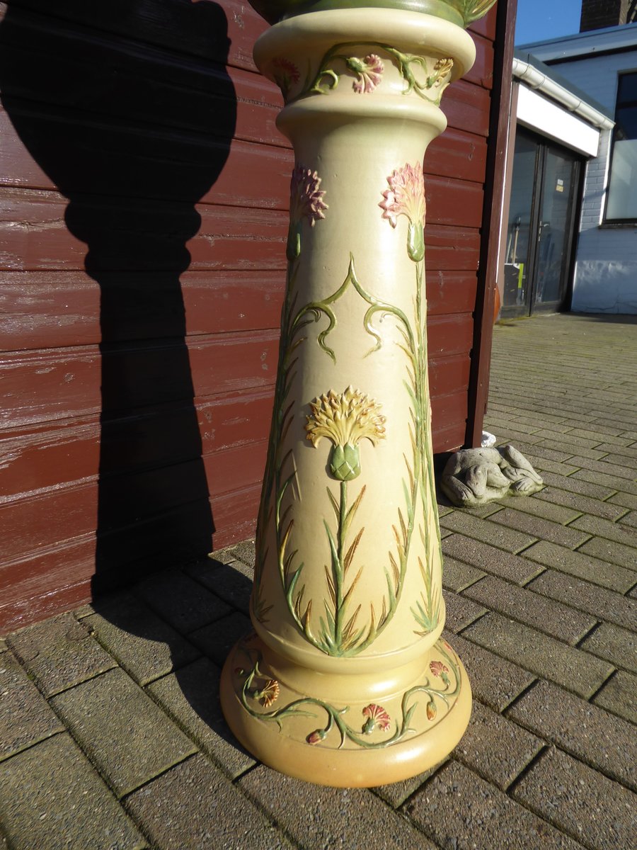 Cache-Pot Cachepot Sur Colonne Art Nouveau sur Vitrine par Jean Massier ...