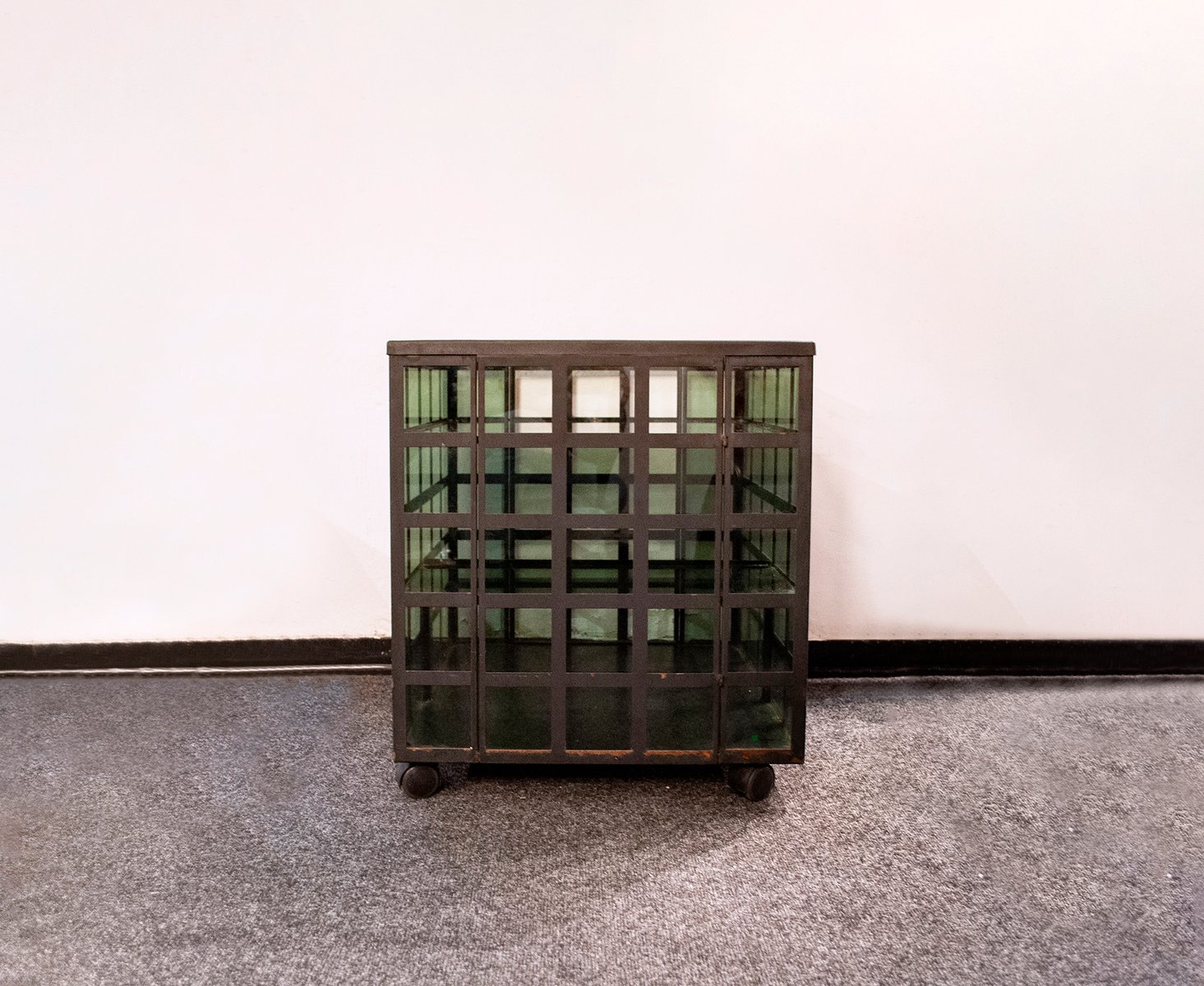 Eisen & Glas Servierwagen von Anna Anselmi für Bieffeplast, 1980er bei ...