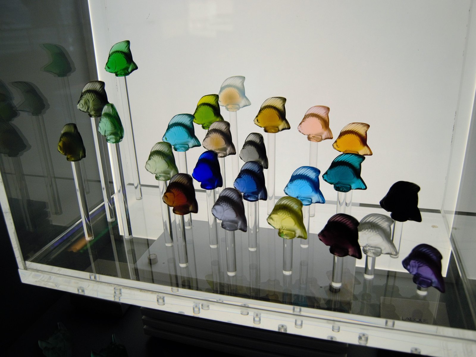 Aquarium with Crystal Fish, Set of 24 for sale at Pamono