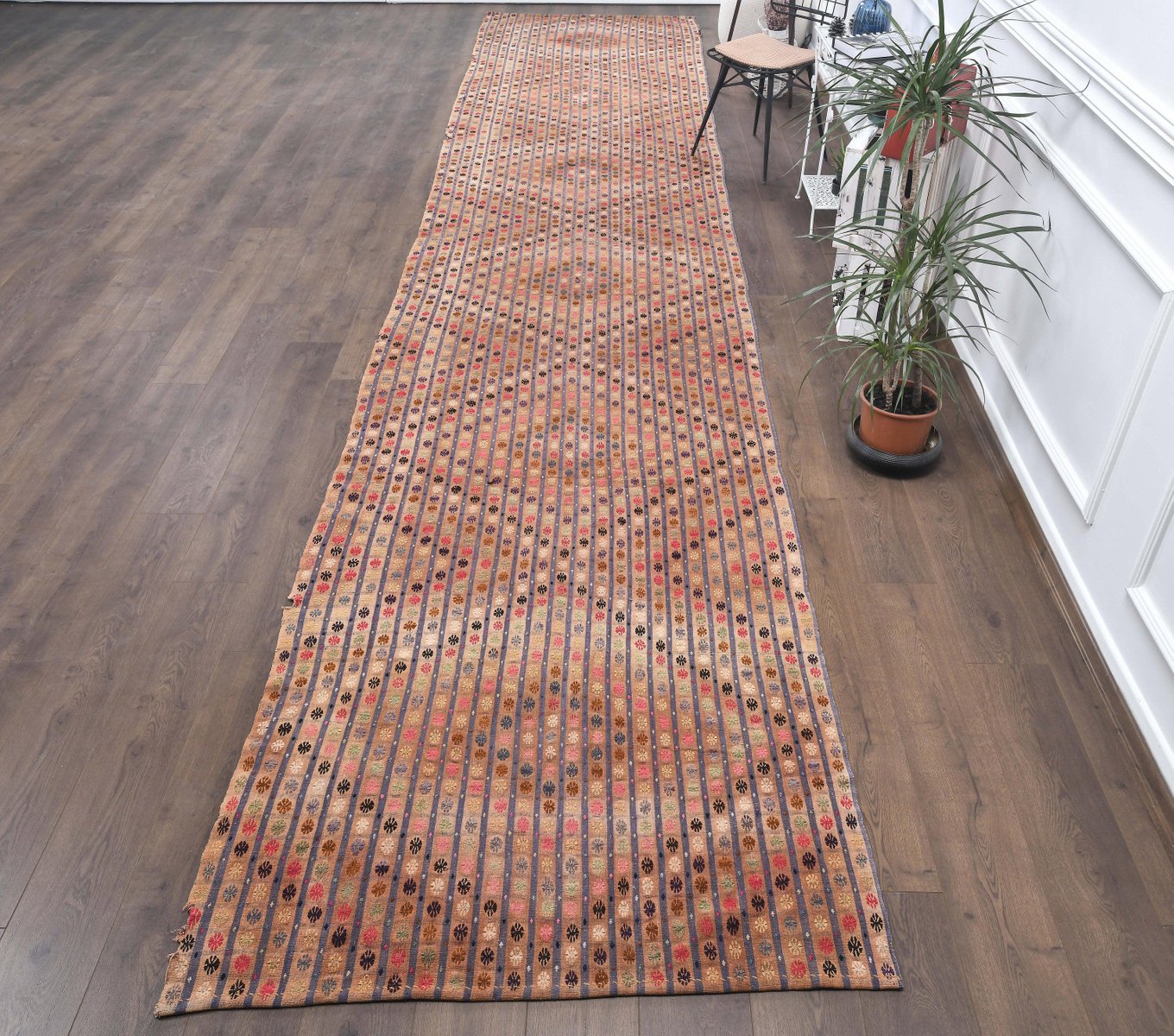 Long Vintage Turkish Kilim Runner Rug for sale at Pamono