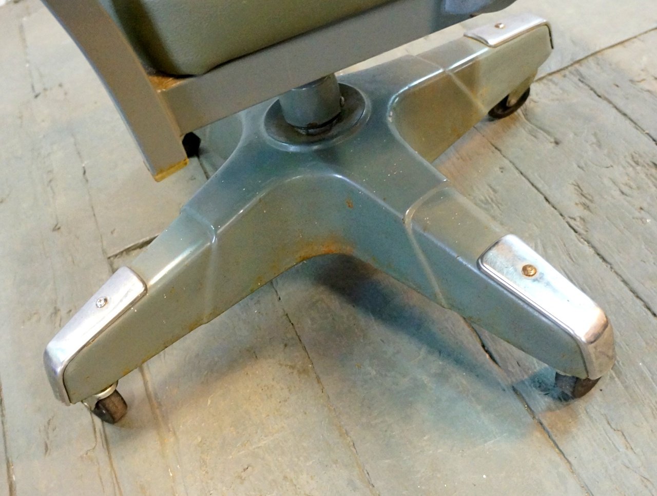 Mid-Century American Industrial Steno Desk Chair by Craig McDowell ...