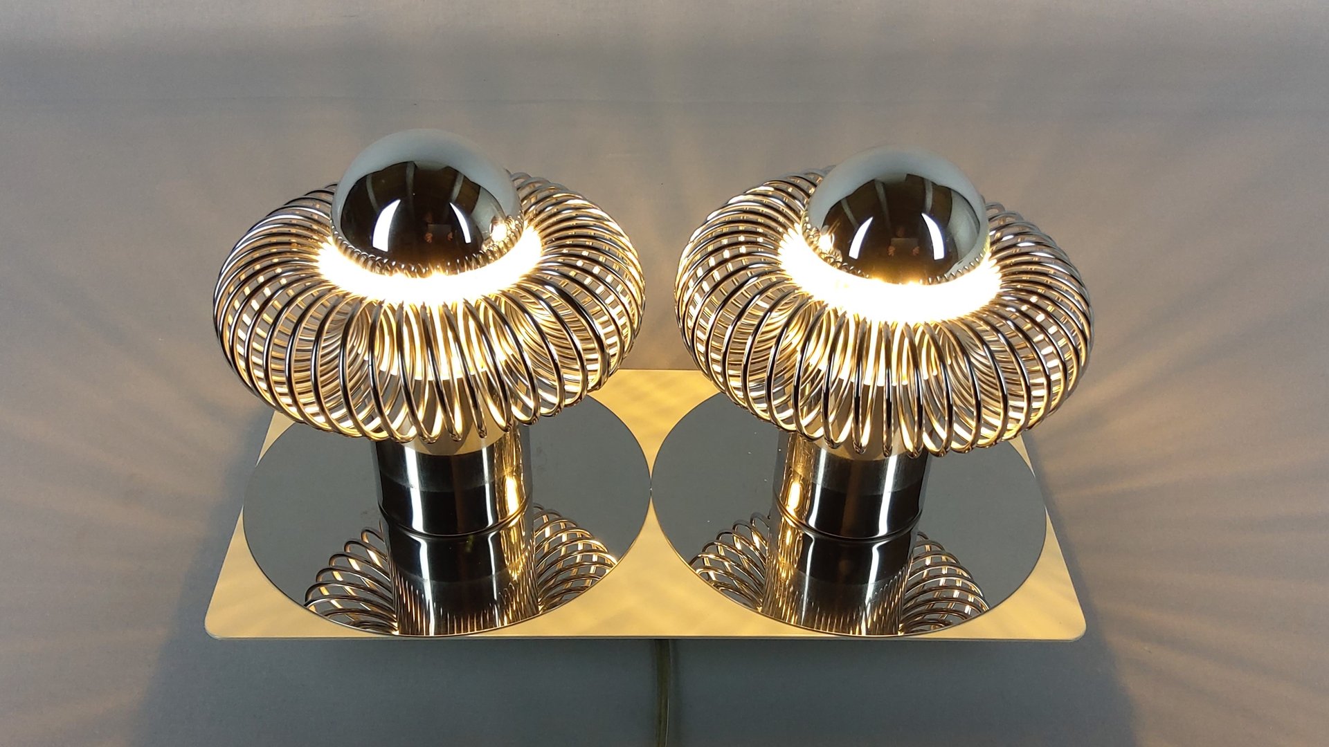 Vintage Spring Sconce by Andréa Lazzari for Morosini, 1960s for sale at ...