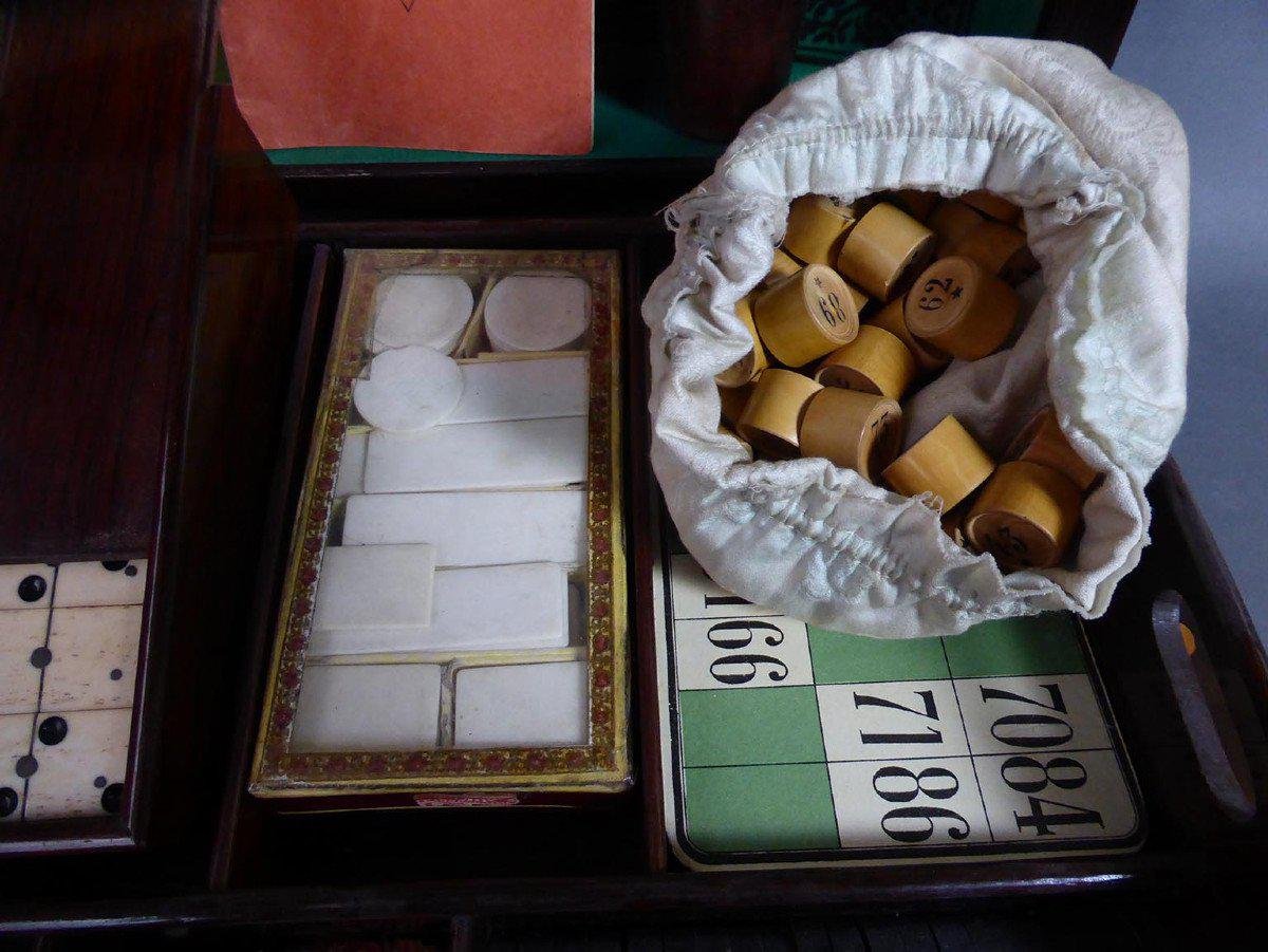 Large Antique Game Box for sale at Pamono