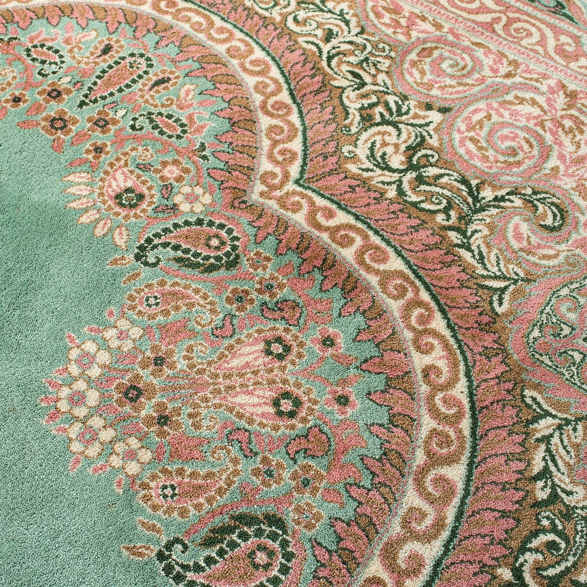 Large Vintage Middle Eastern Keshan Rug for sale at Pamono