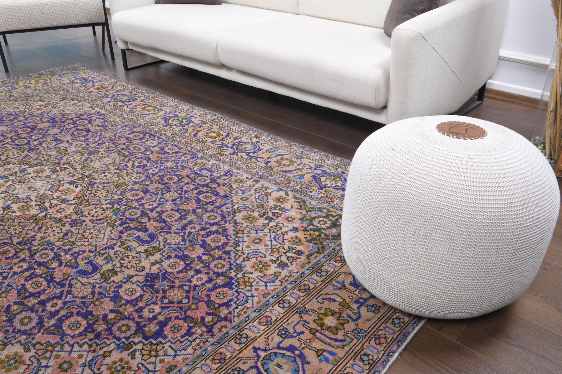 Antique Middle Eastern Area Rug for sale at Pamono