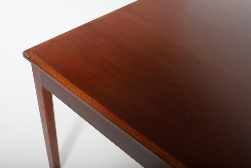 Table Mid-Century par Ejner Larsen & Aksel Bender Madsen pour Willy ...