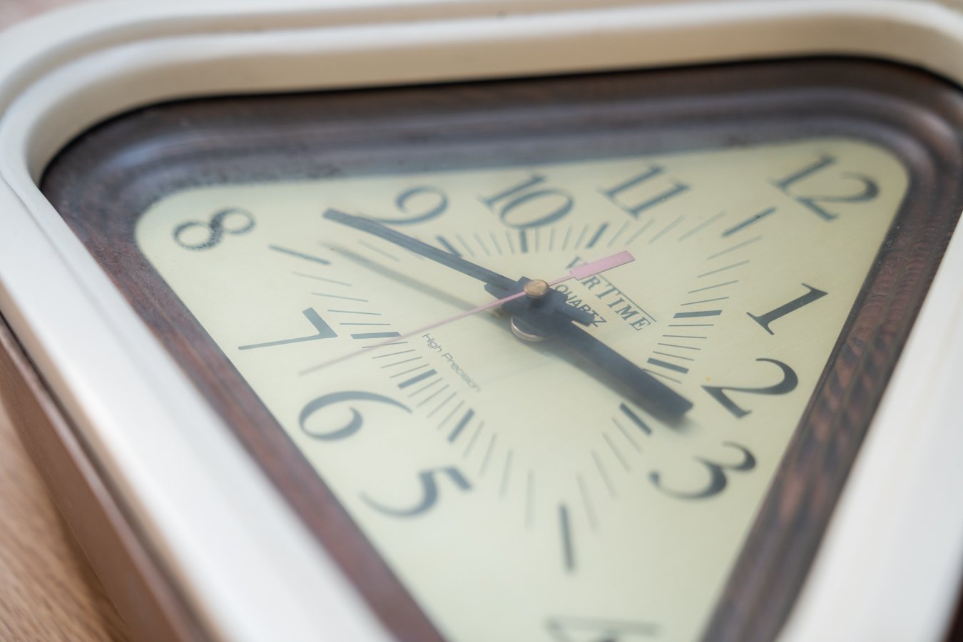 High Precision Quartz Clock from VirTime, 1970s for sale at Pamono