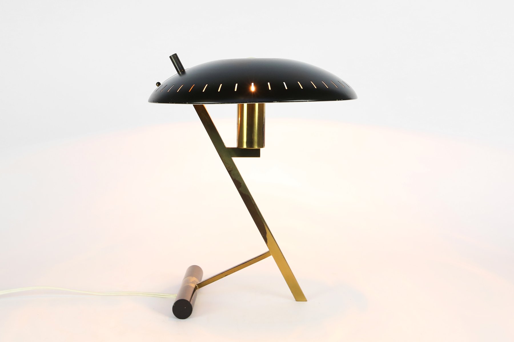 Model Z Lamp in Brass and Black Metal by Louis Kalff for Philips, 1950s ...