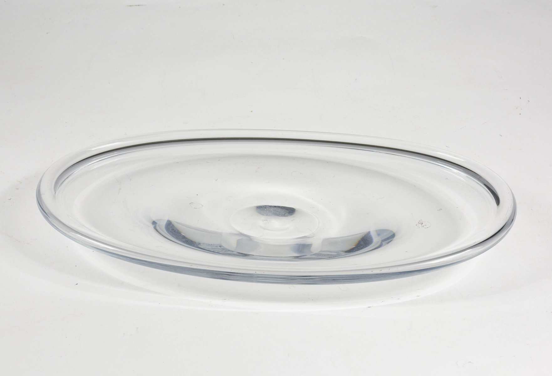 Plate Oval Centerpiece in Clear Glass, Italy, 1980s for sale at Pamono
